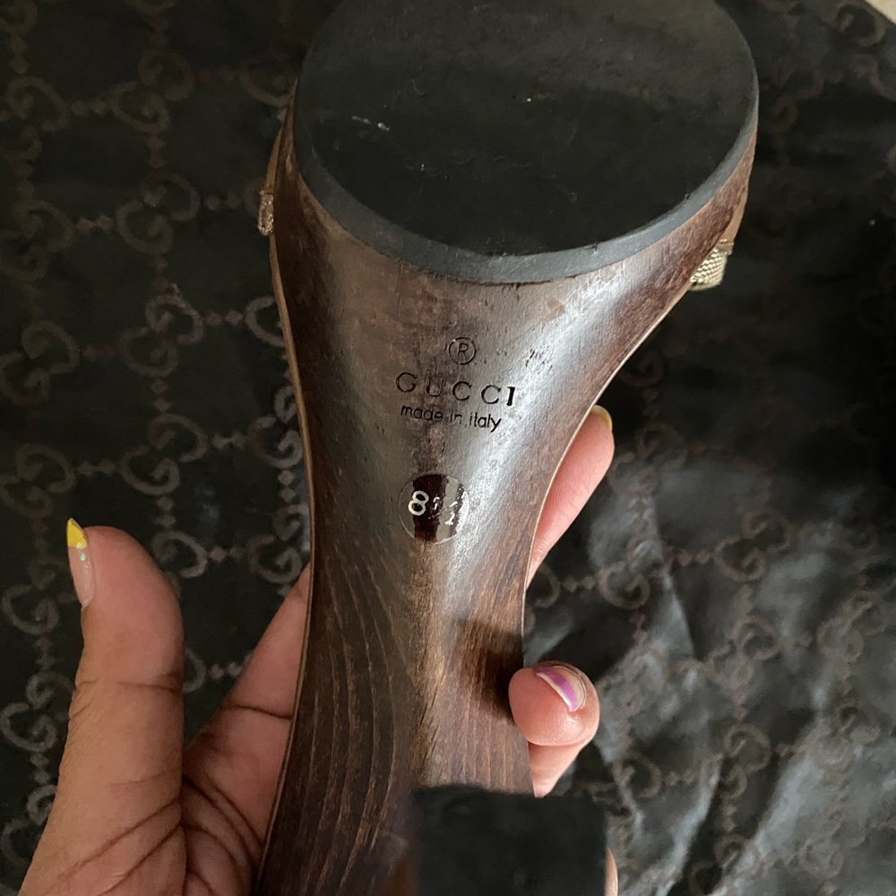 Vintage Gucci Heals, Classic Design..Circa Early 2000… - Gem